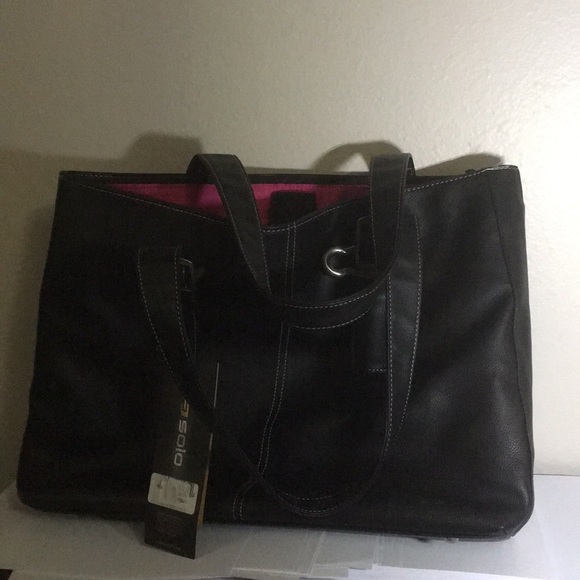 solo | Bags | Solo Classic Tote Large Black Bag Nwt Laptop Safe | Poshmark